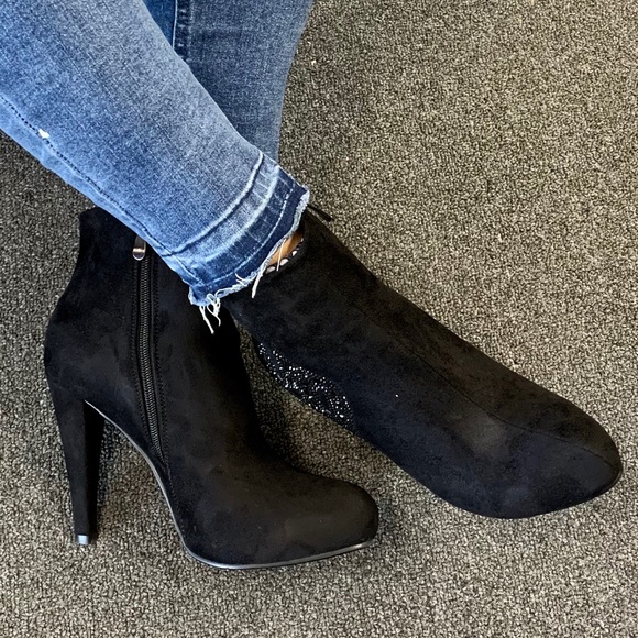 Shoeroom21 boutique | Shoes | Ladies Almond Toe High Heels Ankle ...